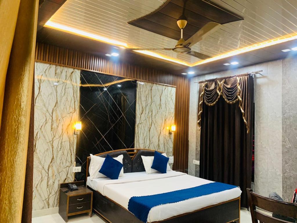 Hotel Royal Respite - Luxury Comfort ! Travellers Delight ! Budget ...