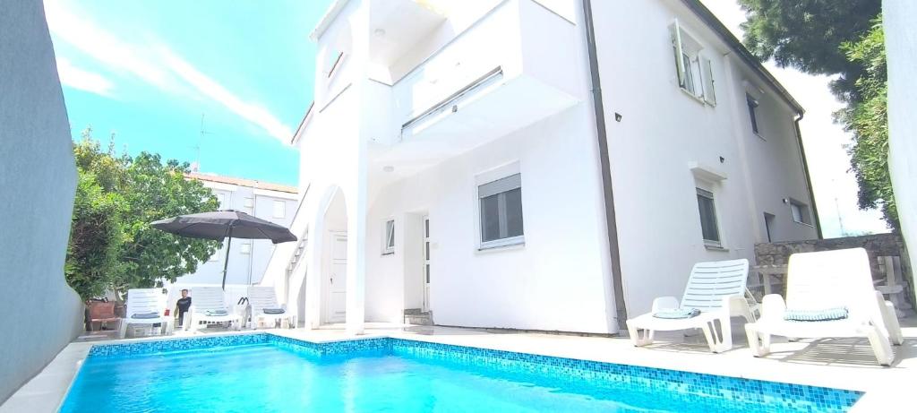 Kiara house with private pool, Novalja (updated prices 2026)