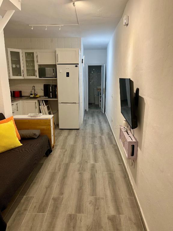 Orion's Moon, Las Eras (updated prices 2025)