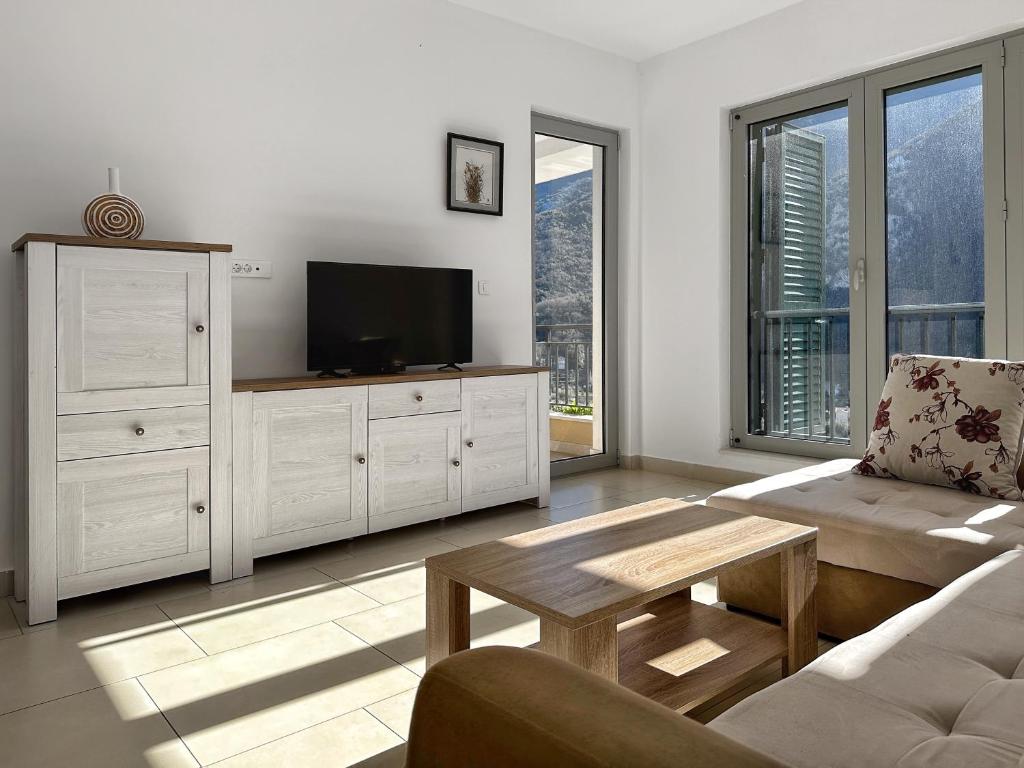 Lavender Bay D04, Donji Morinj (updated prices 2026)