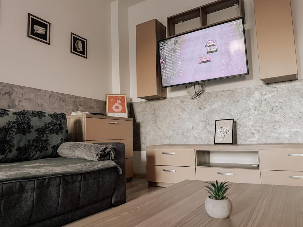 Retreat în Inima Iasului Langa Palas&Palatul Culturii, Iaşi (precios ...