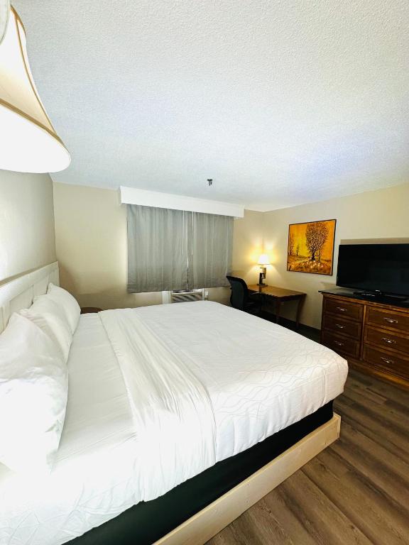 Presque Isle Hotel, Presque Isle (updated prices 2026)