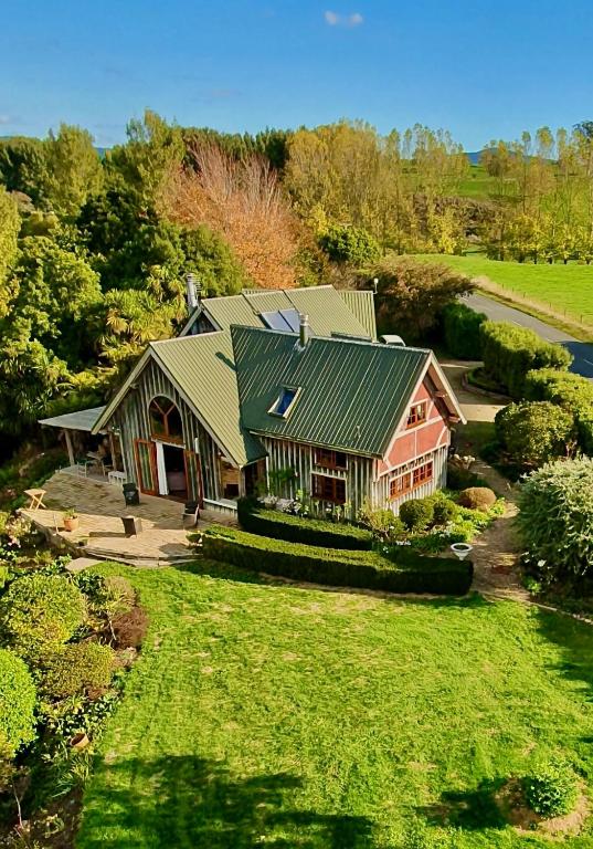 Streamside Country Manor, Walton (updated prices 2025)