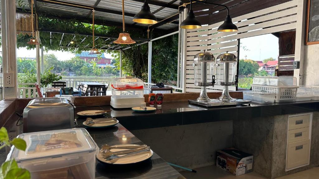 อิงน้ำท่าจีน (ท่าจีนรีสอร์ท), Suphan Buri (updated prices 2025)