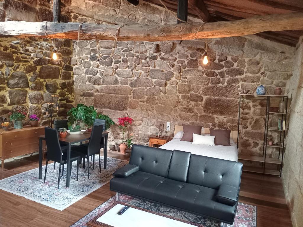 Loft Rústico en casa rural, Esgos (updated prices 2026)