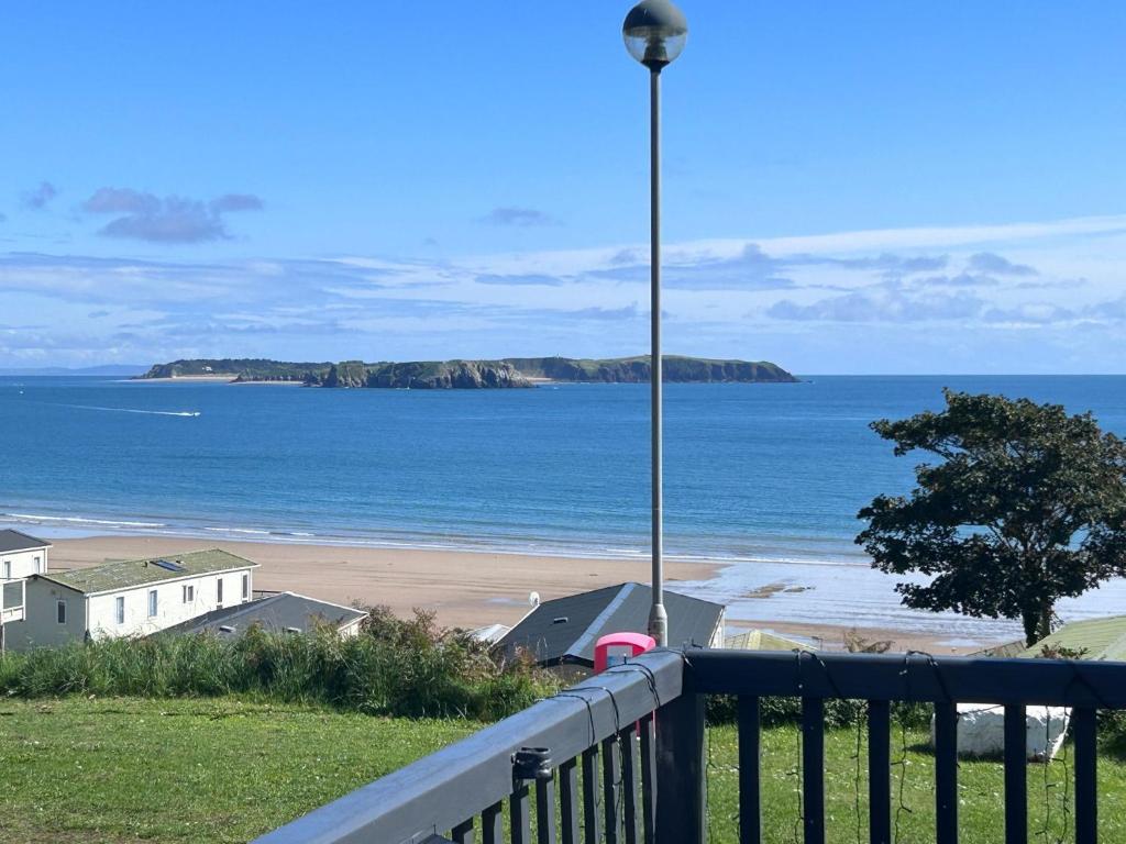 Lydstep Beach Village- 377 Bay View, Lydstep (updated prices 2025)