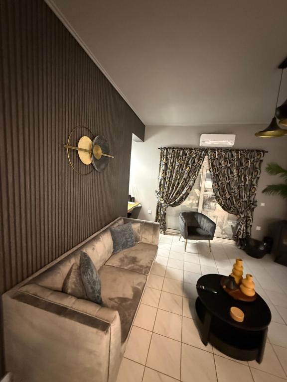 RHODESIA guest house, Chalkida (updated prices 2026)