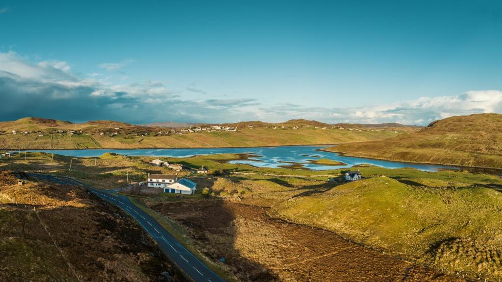 Loch Erisort House, Balallan (updated prices 2026)