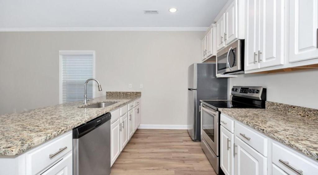 Landing at The Cottages at Oak Grove Dairy - 1 Bedroom in Huntsville ...