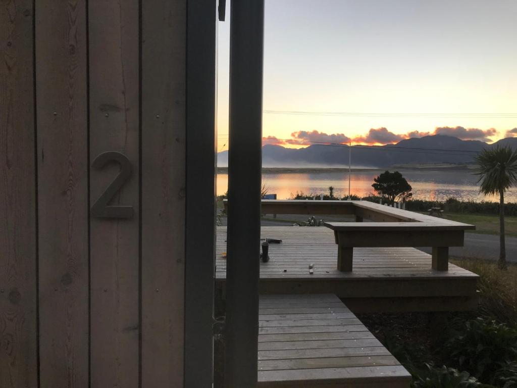 Lake Ferry Hotel Villas, Pirinoa (precios actualizados 2026)