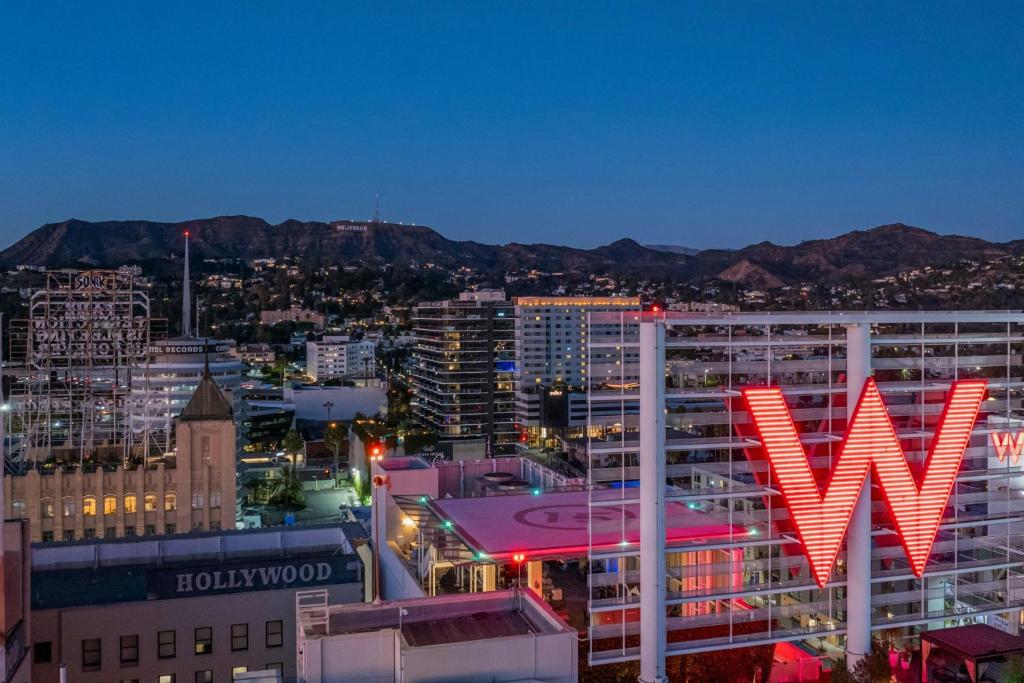 W Hollywood Hotellet Pendry West Hollywood, In West Hollywood, United