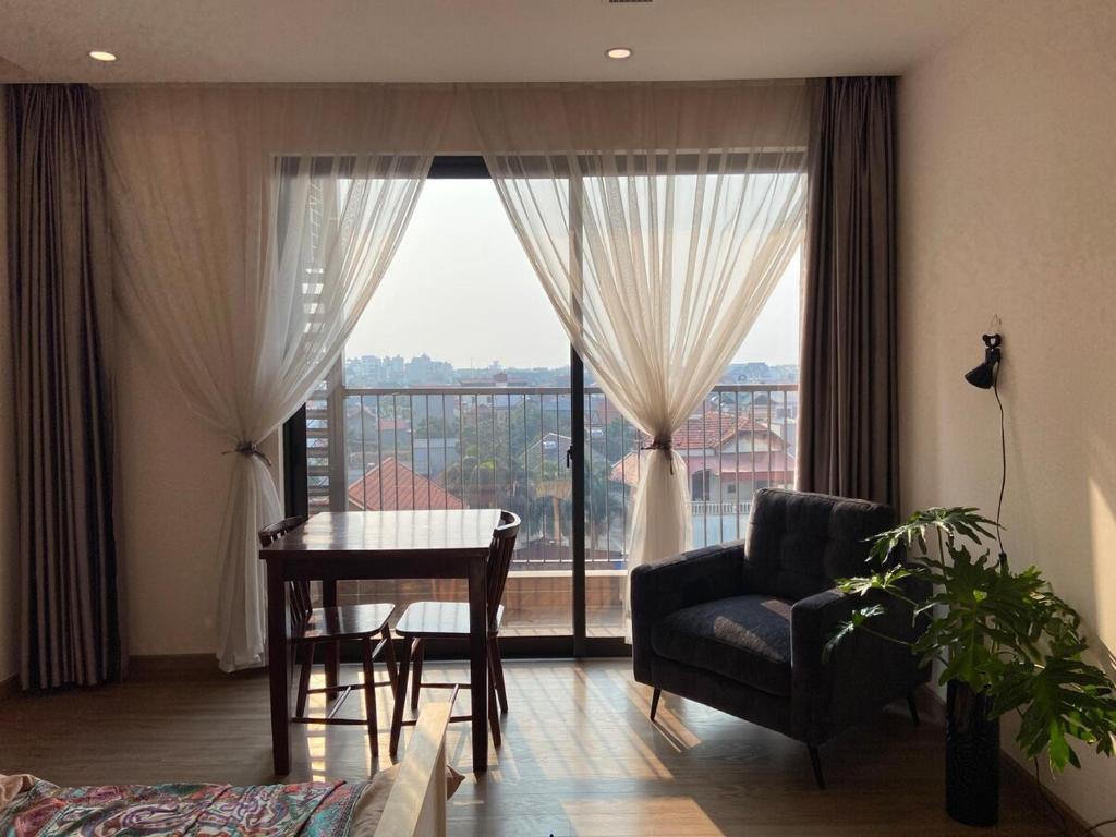 Cozy studio for remote travelers, Kim Quan (updated prices 2025)