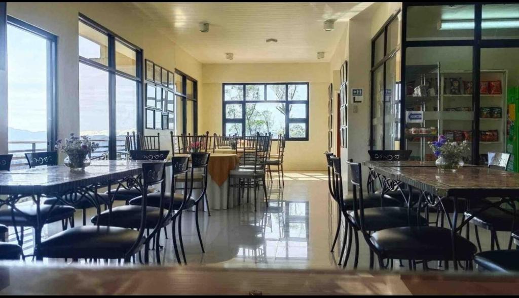 Baguio Gardenville Hotel Foggy Relaxing Staycation, Baguio (updated ...