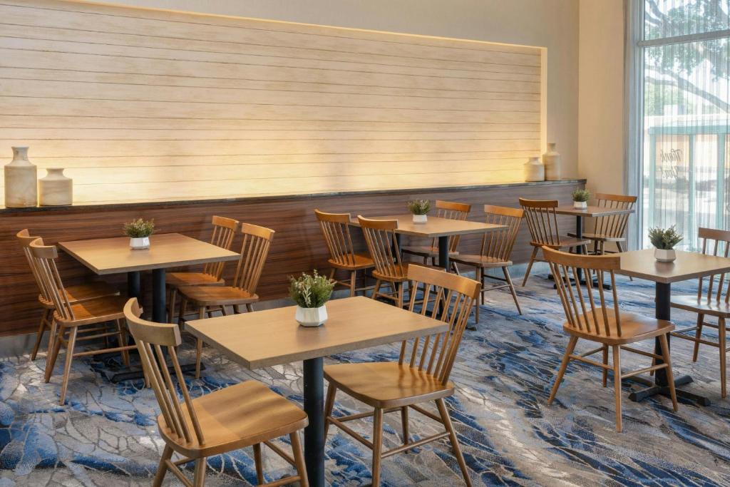 Fairfield Inn & Suites by Marriott Delray Beach I-95, Delray Beach ...