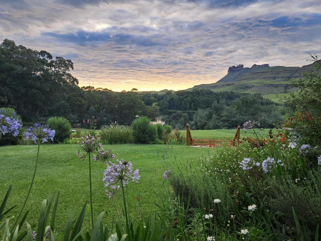 "The Cottage" at Bella Vista, Underberg (updated prices 2026)