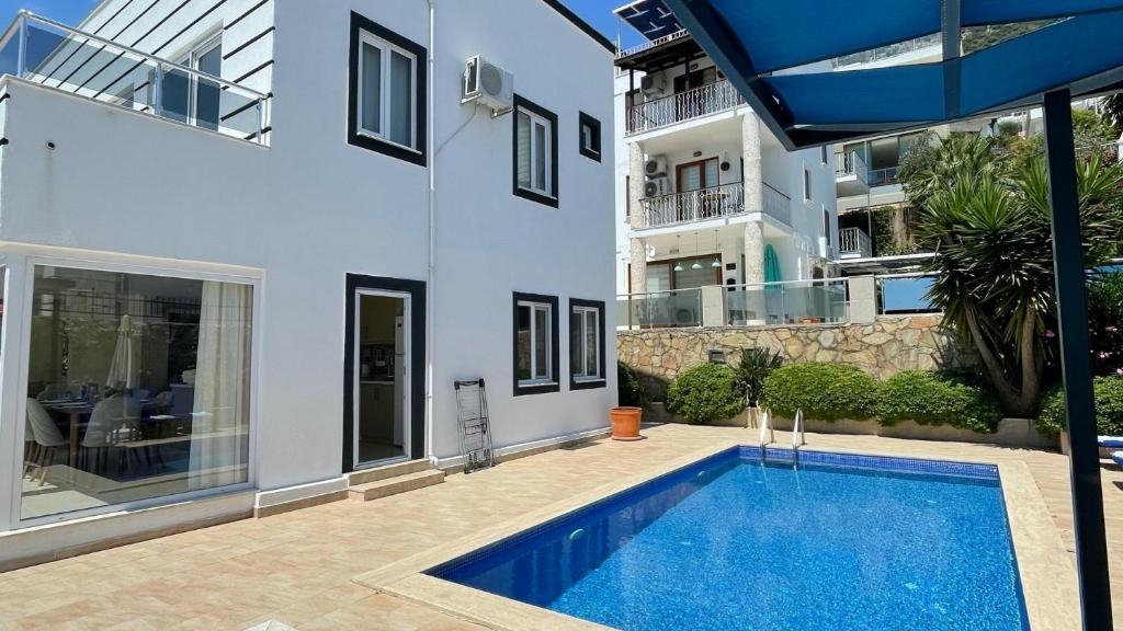 Kalkan 4 Bedroom Villa - 7853 F, Kalkan (updated prices 2025)