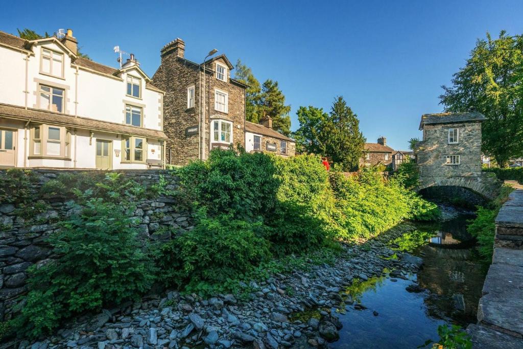 Applegarth, Ambleside (updated prices 2025)
