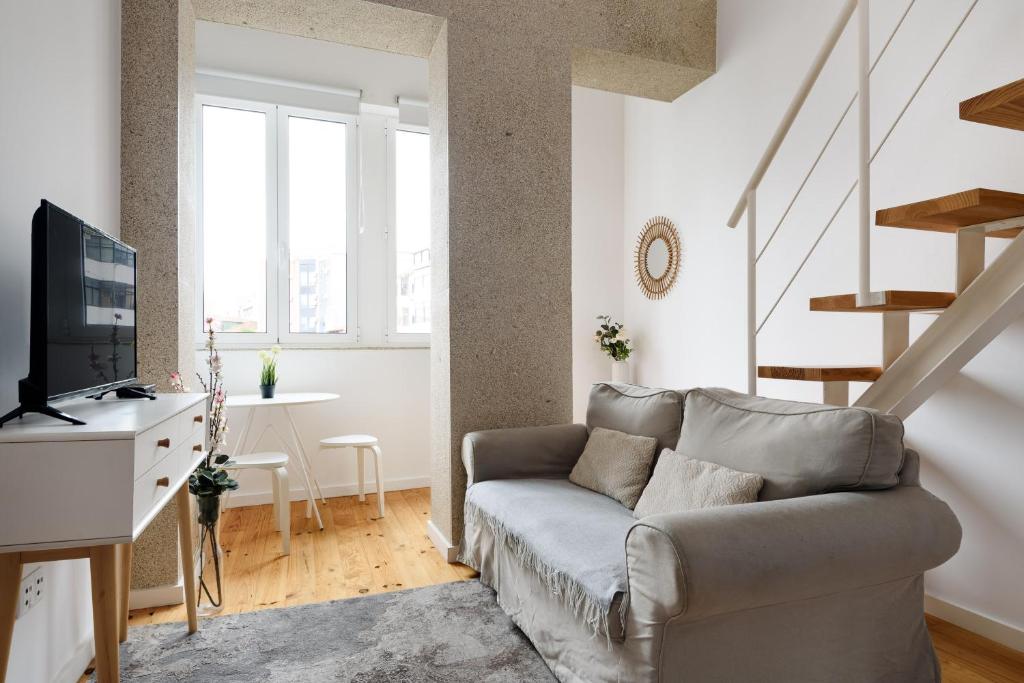 Mezzanine Studio in the City Center, Porto (updated prices 2026)