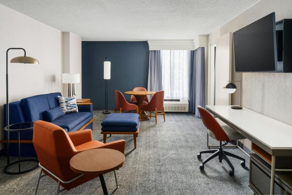 Courtyard by Marriott Atlanta Buckhead, Atlanta (updated prices 2025)