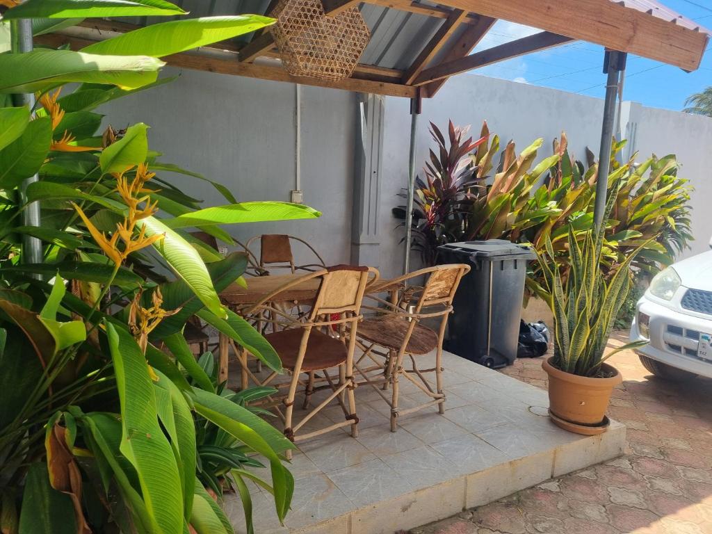 Kikuba House AIRPORT B&B, Zanzibar City (updated prices 2025)
