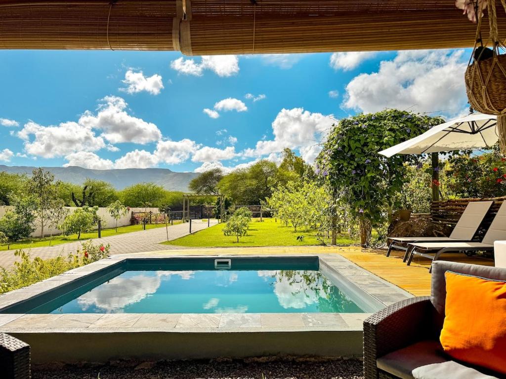 Cottage for Couples with Pool, BBQ and views, Tamarin (precios ...