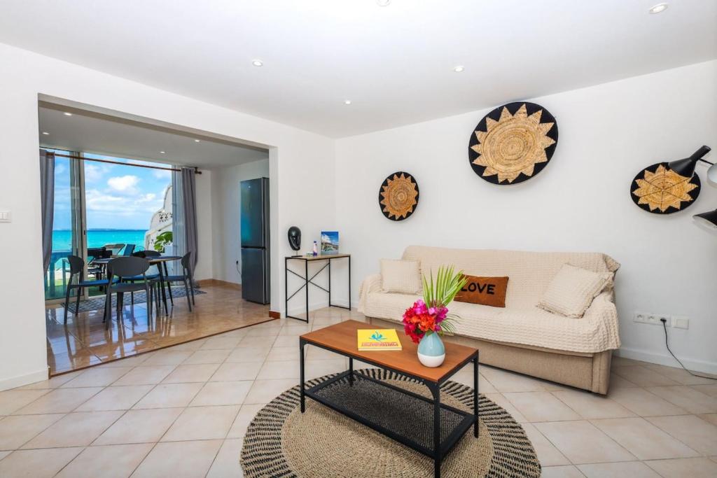 Watalibi - Beachfront apartment Grand-Case, Grand Case (updated prices ...