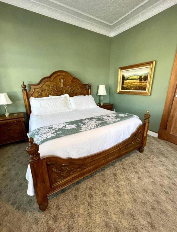 The Austin Room, Eastland (updated prices 2025)