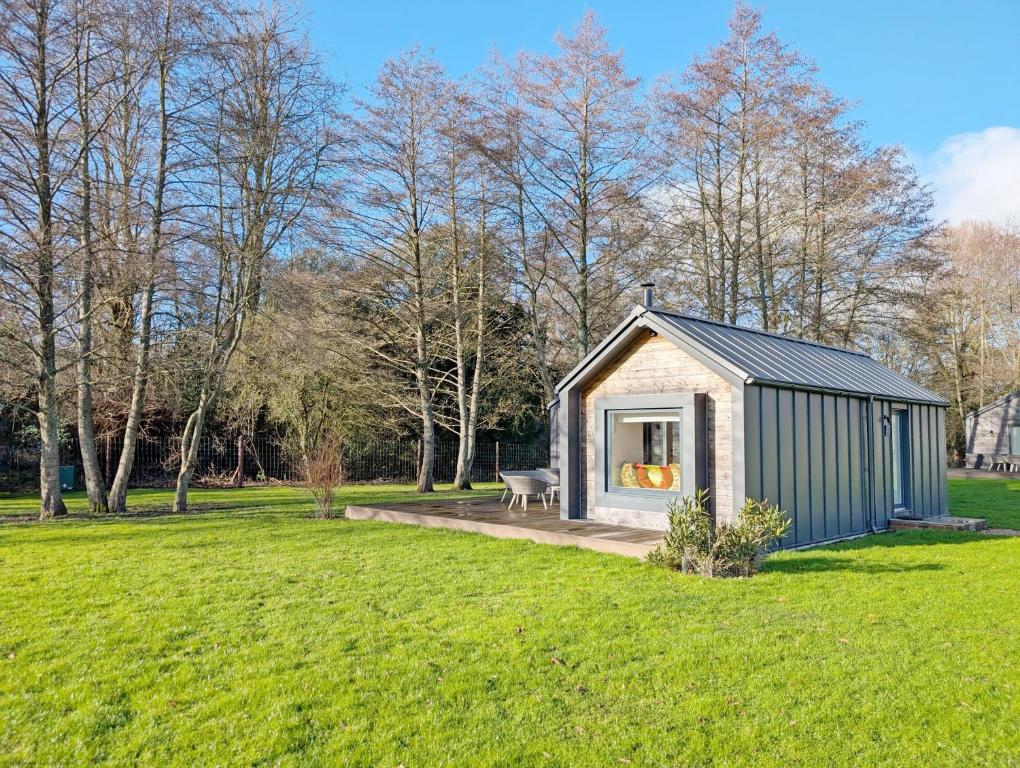 Fall - Ashling Park, Funtington (updated prices 2025)