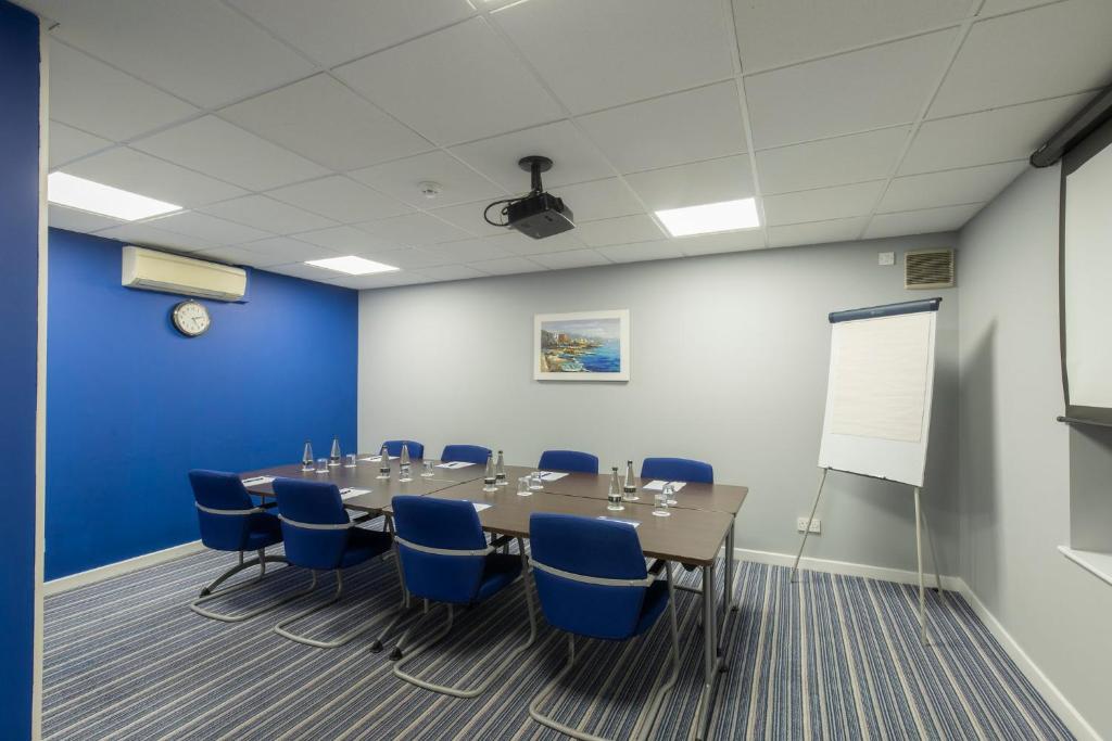 Holiday Inn Express Poole by IHG, Poole (updated prices 2025)