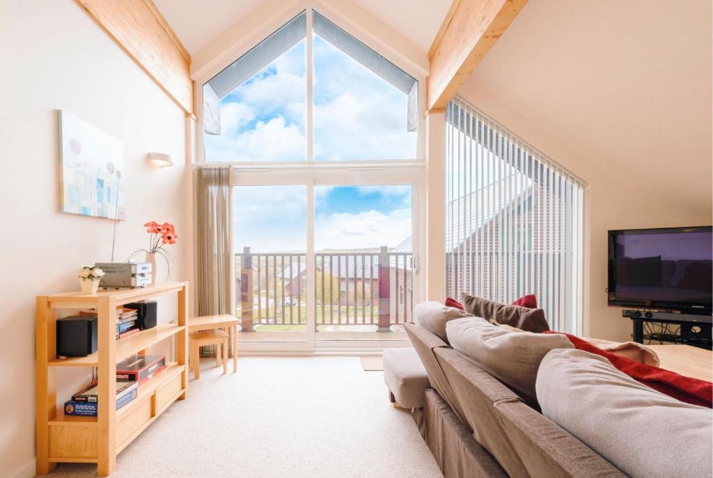 Benasa Lodge 65 at Retallack Resort and Spa, Saint Columb Major ...