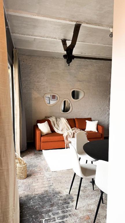 NEW LOFTS inside coffee brewery, Amberes (precios actualizados 2025)