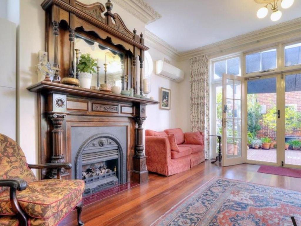 quiet and peaceful rooms in Perth City with free parking, Perth ...