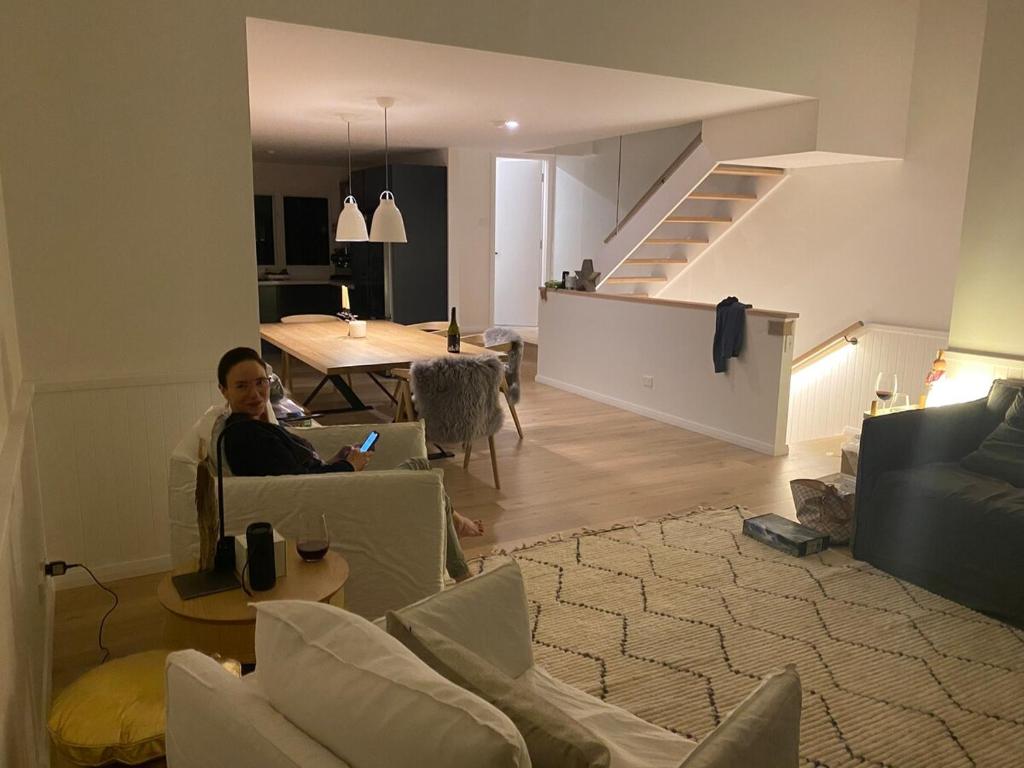 Snowdrift - 2 Bedroom Renovated Chalet close to ski lifts, Thredbo ...