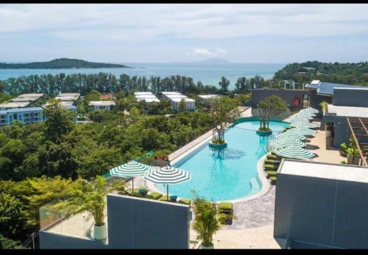 Condo with Roof top sea view, Rawai Beach (updated prices 2026)