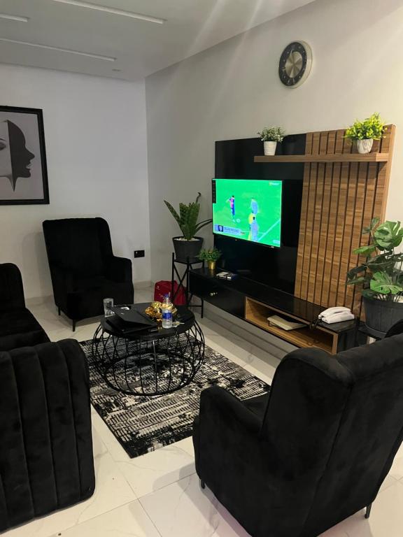 Kozy Apartment & Lounge, Ogombo (updated prices 2025)