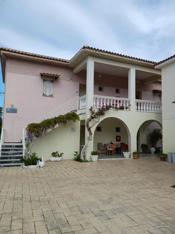 Canditas Studios, Tsilivi (updated prices 2025)