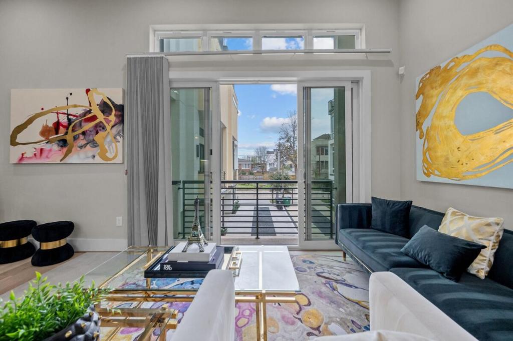 Luxury Houston Home with Rooftop, Houston (updated prices 2025)