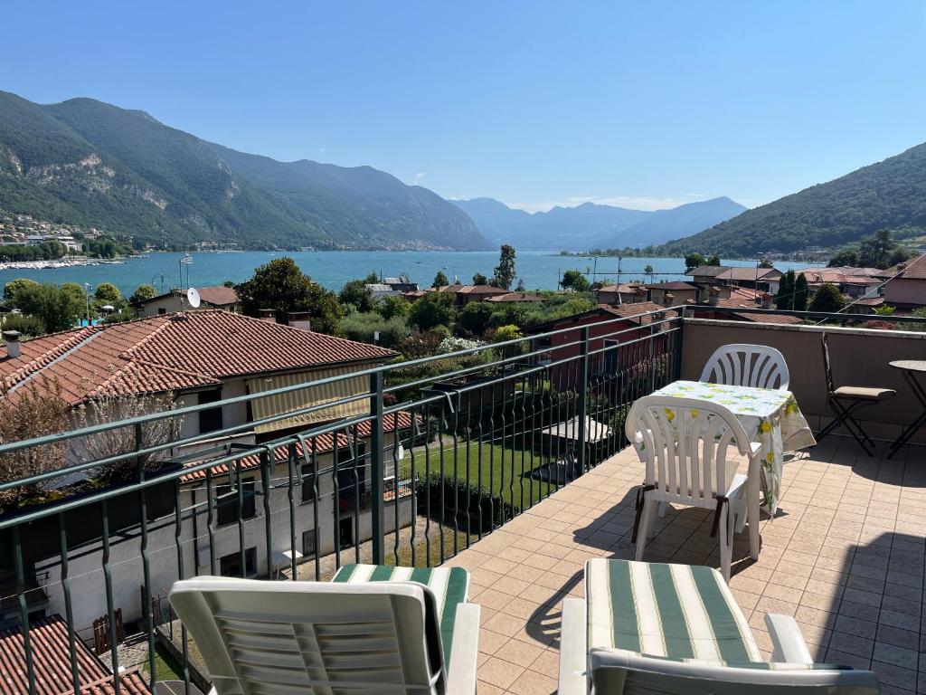 Lake View Terrace, Paratico (updated prices 2026)