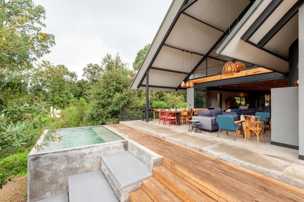 San Simon Retreat with Private Garden and Mountain Views, San Simon El ...