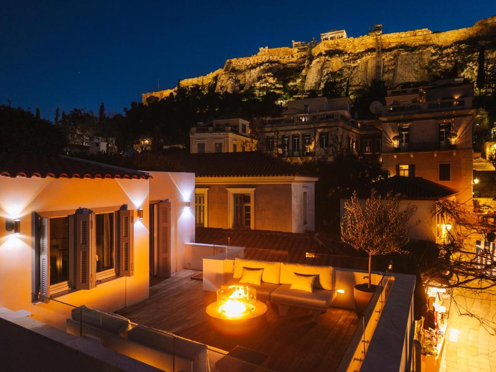 Plaka Villa with Epic Acropolis Views, Athens (updated prices 2025)