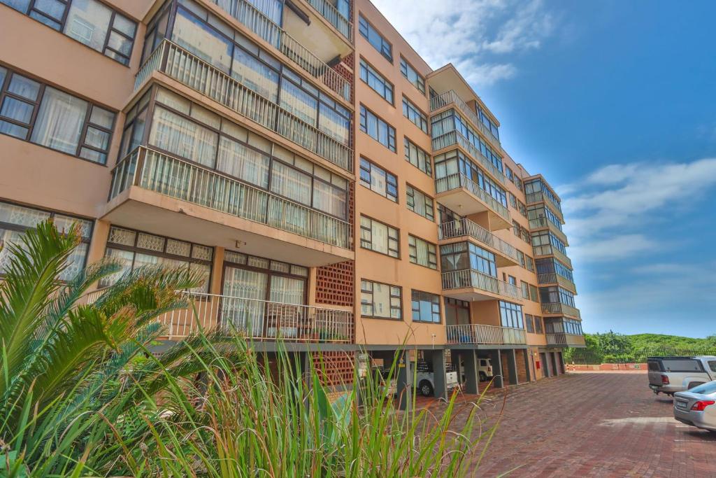 504 Amazibu Holiday Flat- Paradise on the Beach, Amanzimtoti (updated ...
