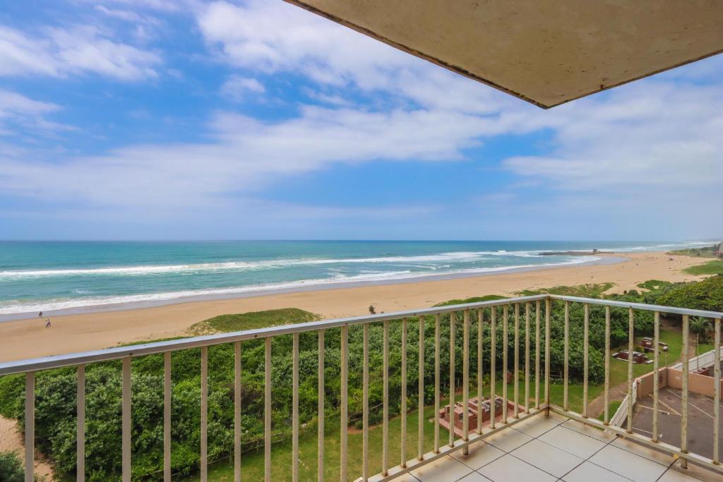 504 Amazibu Holiday Flat- Paradise on the Beach, Amanzimtoti (updated ...
