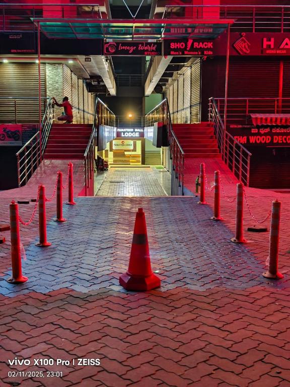 Fanateer Mall Lodge ujire, Guruvayanakere (updated prices 2025)