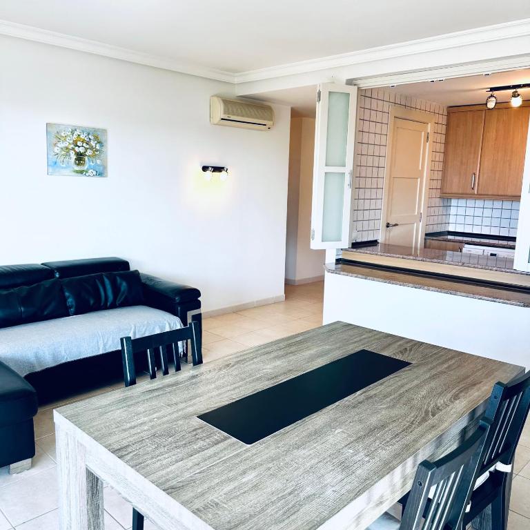 Balcon De Los Gigantes, Puerto de Santiago (updated prices 2025)