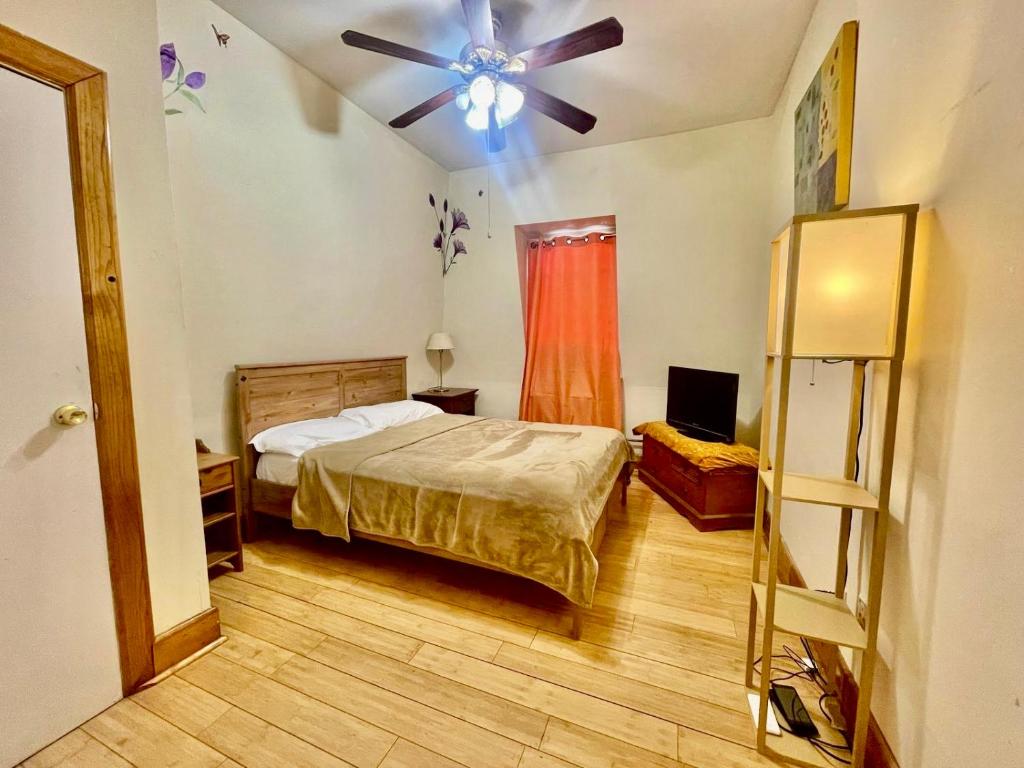 MOTEL House, Newark (updated prices 2026)