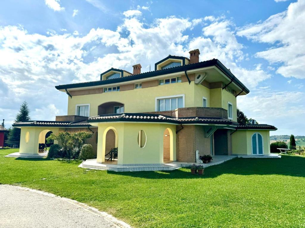 Parco Fibonacci, Montefano (updated prices 2025)