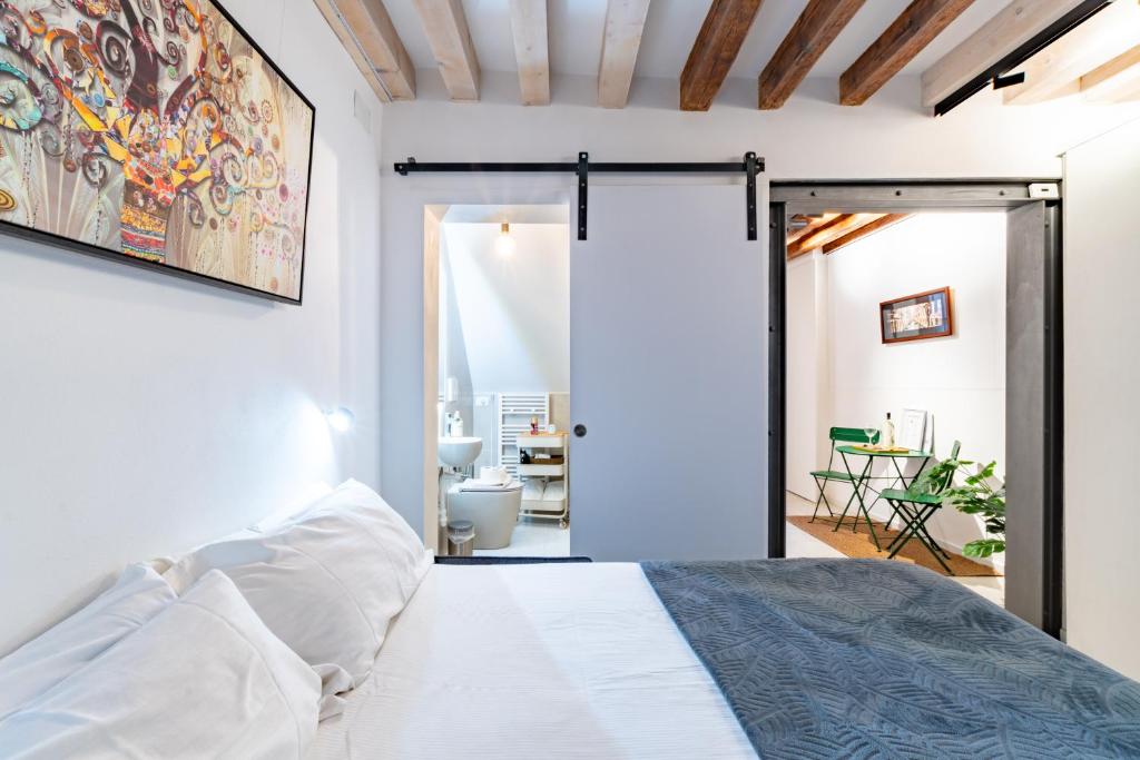 Recreate Studio - Biennale, Venice (updated prices 2026)