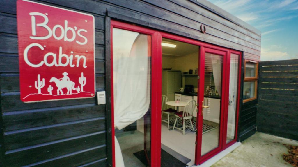 Bob’s Cabin, Galway (updated prices 2025)