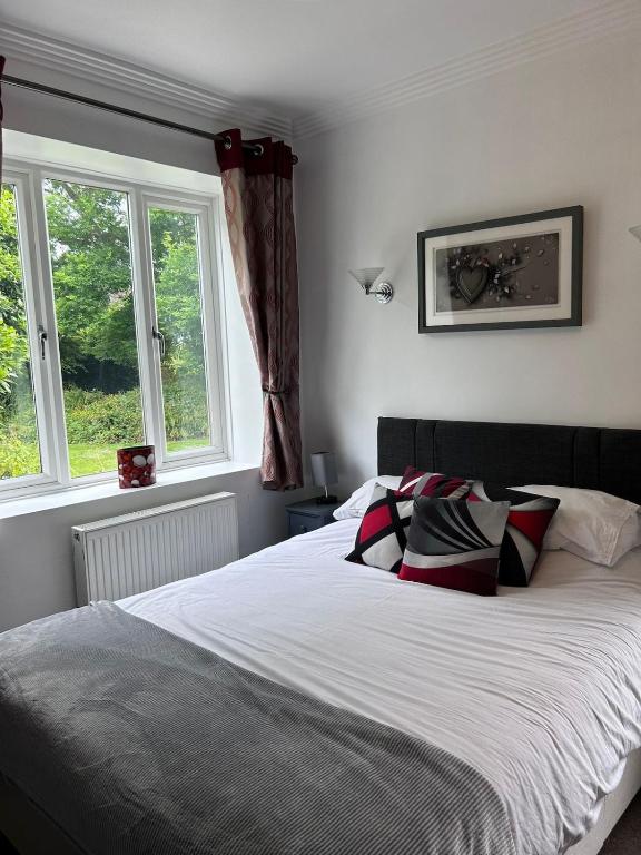 Art Deco One Bedroom Guest Apartment, Yapton (updated prices 2025)