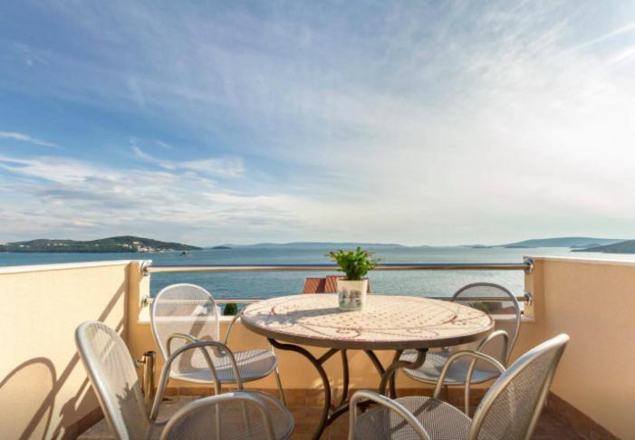 Madrugada house with Sea view, Seget Vranjica (updated prices 2025)